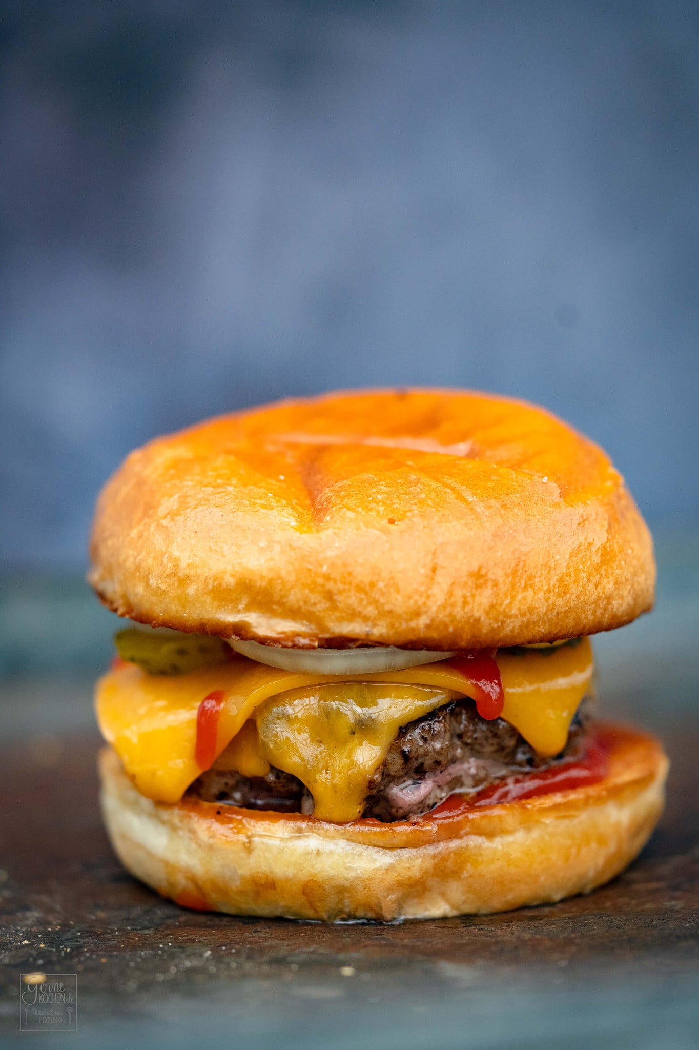 Cheeseburger - geht einfach immer - Rezept von Gernekochen.de