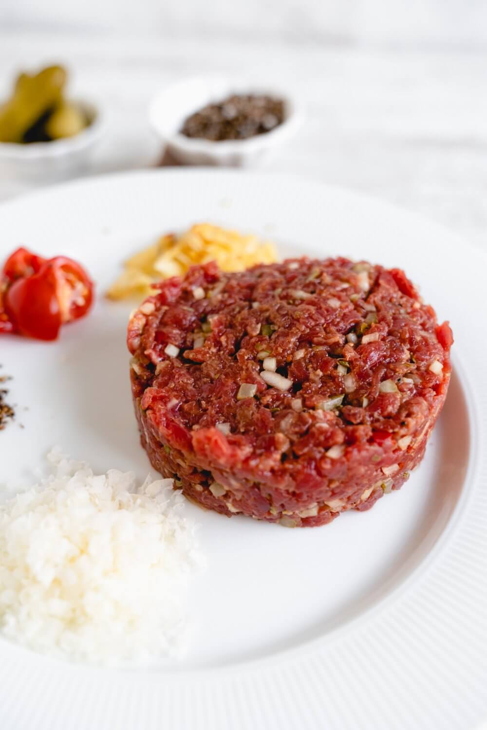 Tatar vom Rinderfilet- Rezept von Gernekochen.de